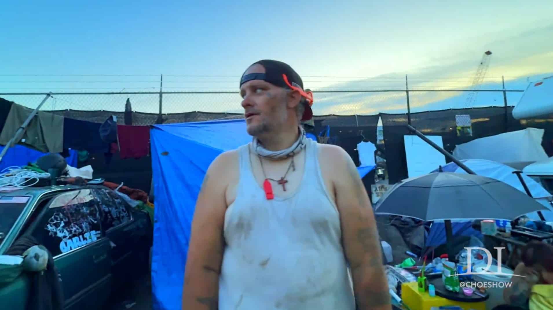 Seattle Sweeps RV Encampment, Allows RVs to Come Back in Endless Cycle ...